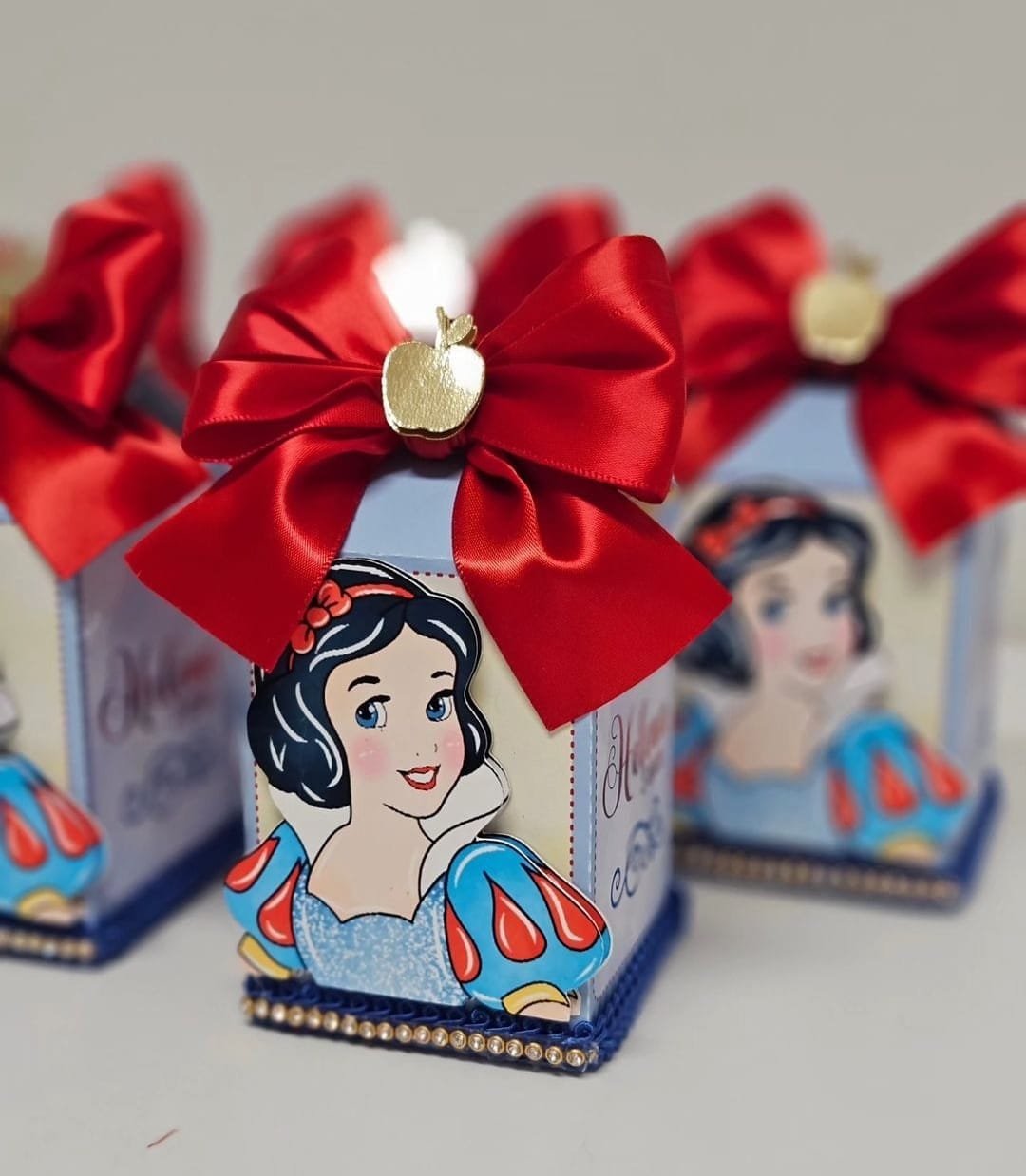 Snow White Favor Box Candy / Snow White Birthday Party / Snow White ...