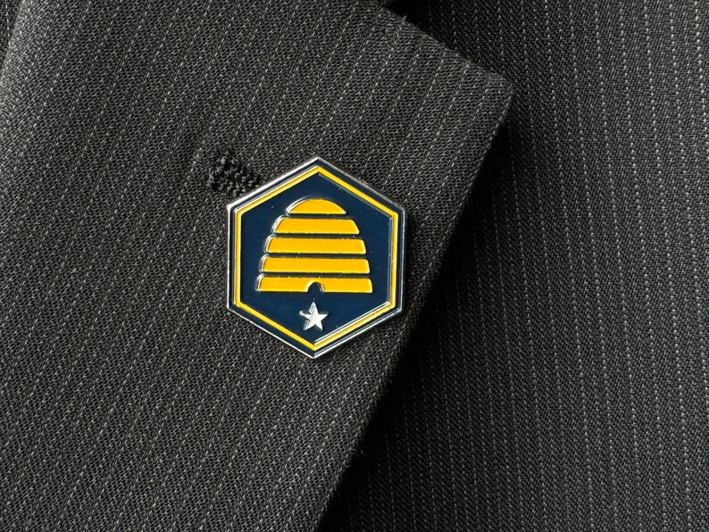 Utah Beehive Flag Hex Lapel Pin - Etsy