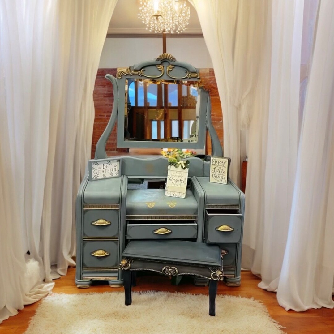 Antique Vanity / Dressing Table - Etsy