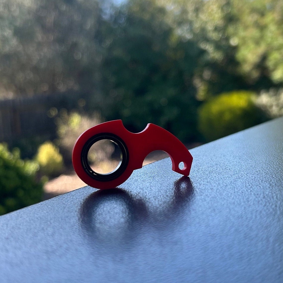 Karambit Spinner Style Fidget Spinner Keychain, Anti Anxiety Toy ...