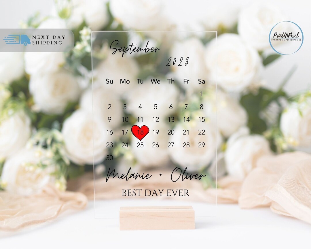 Personalized Calendar Name Sing, Custom Wedding Table Decor, Couples ...
