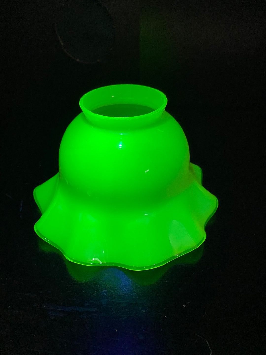 Antique Vintage Uranium Vaseline Glass Opalescent Tulip Lamp Light ...