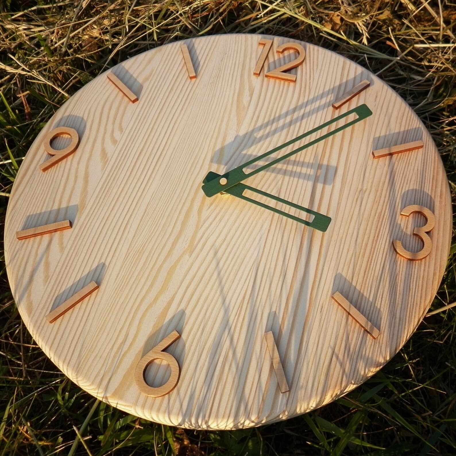 Classic Wooden Wall Clock With Numbers, Wooden Fancy Wall Clock Made of ...