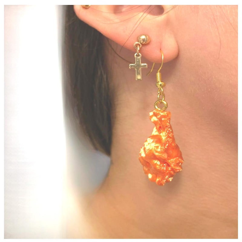 Chicken but Earring - Etsy