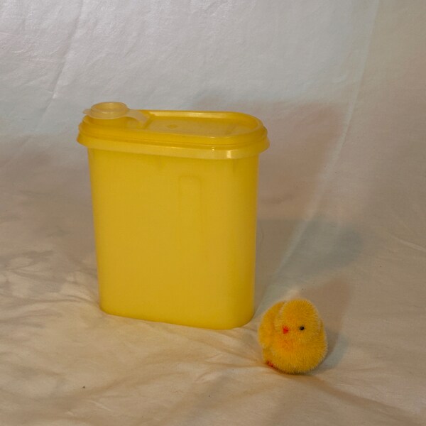 Tupperware Pitcher - Etsy