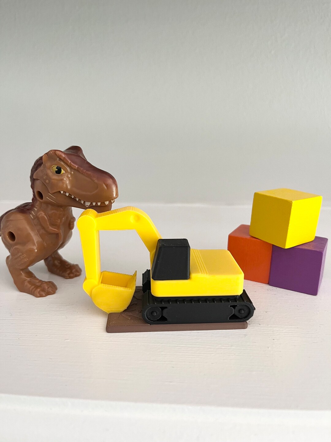 Plastic Excavator Cake Topper Handheld Excavator Toy Construction Cake ...