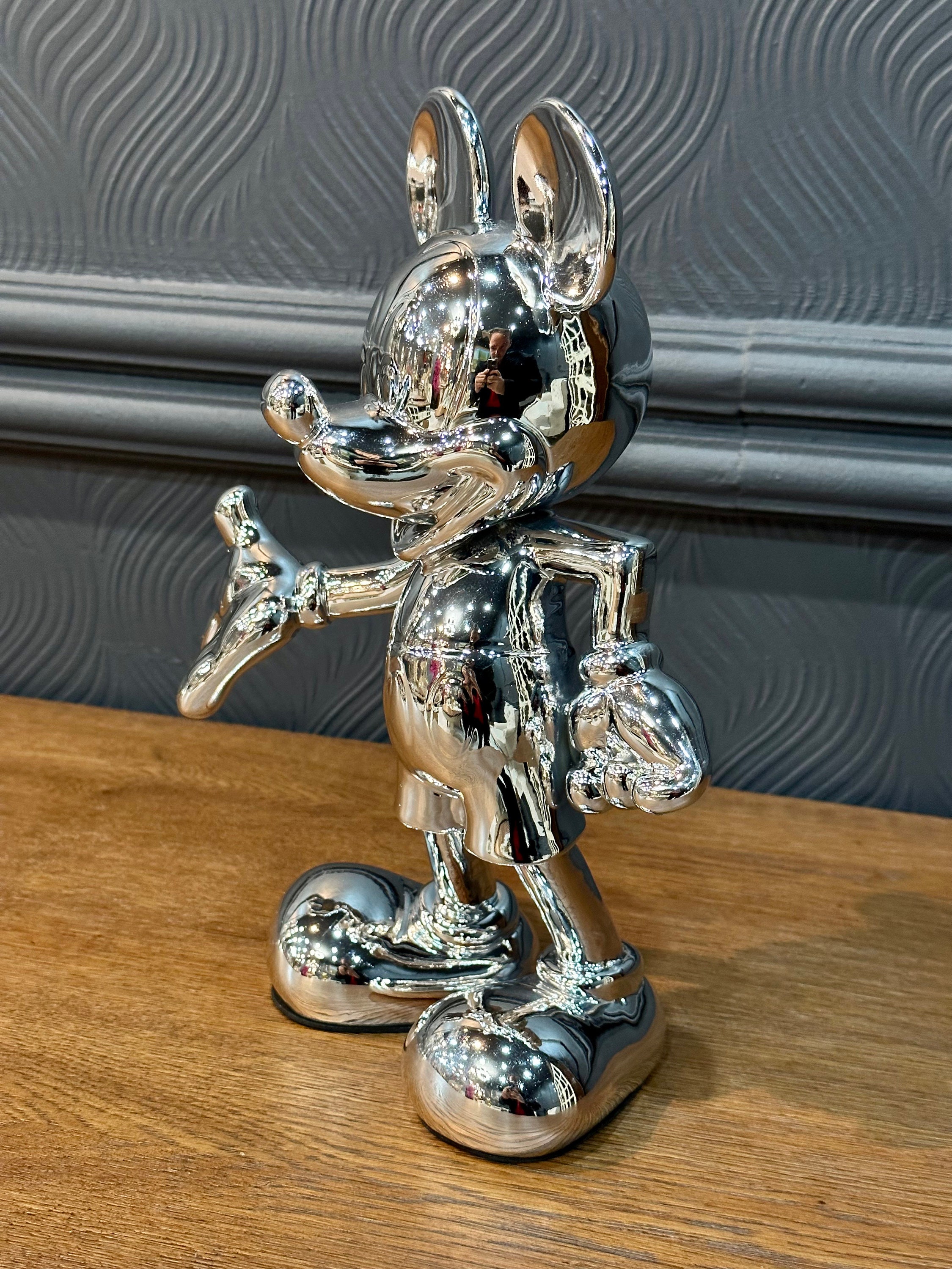 Chrome Silver Mickey Mouse Statue, Pop Art Mickey Mouse Sculpture, Kids ...