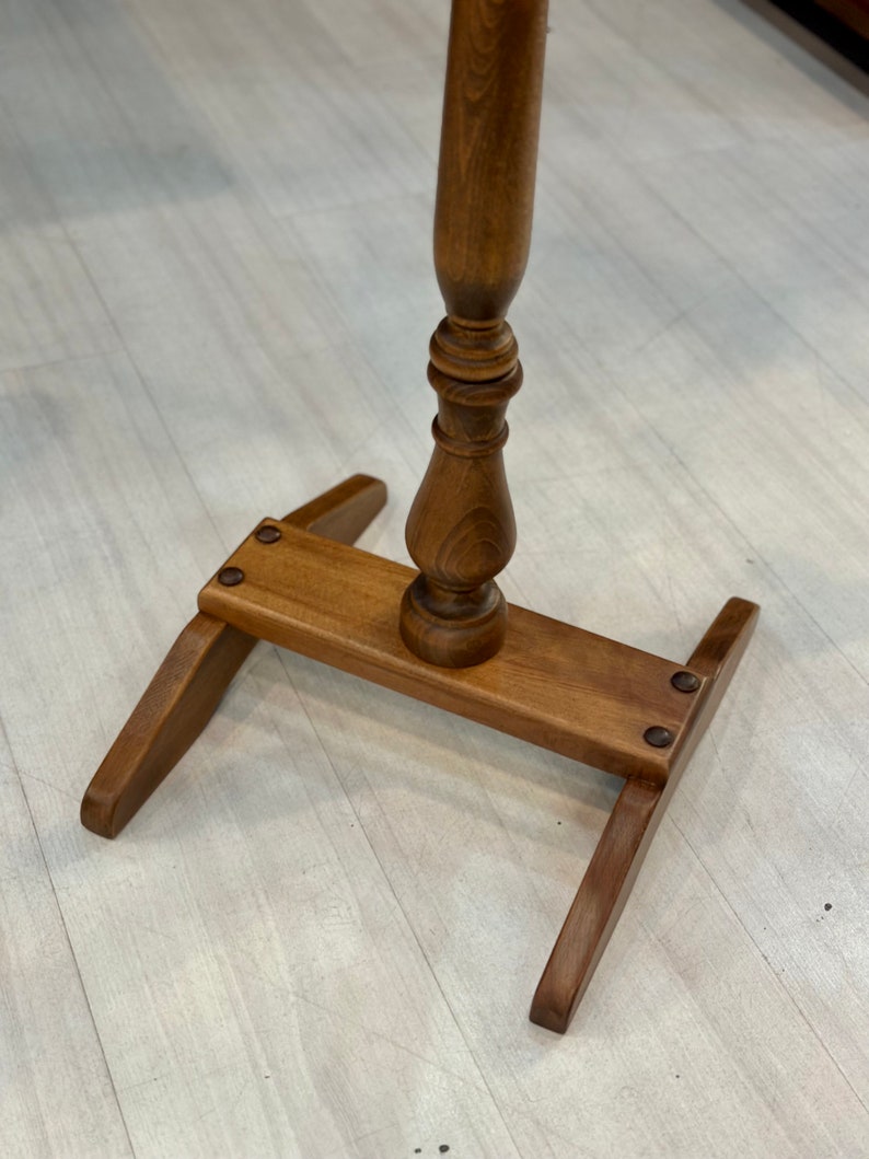 Minimalist Valet Stand Oaken, Oak Valet Stand, Modern Dumb Butler, Coat ...