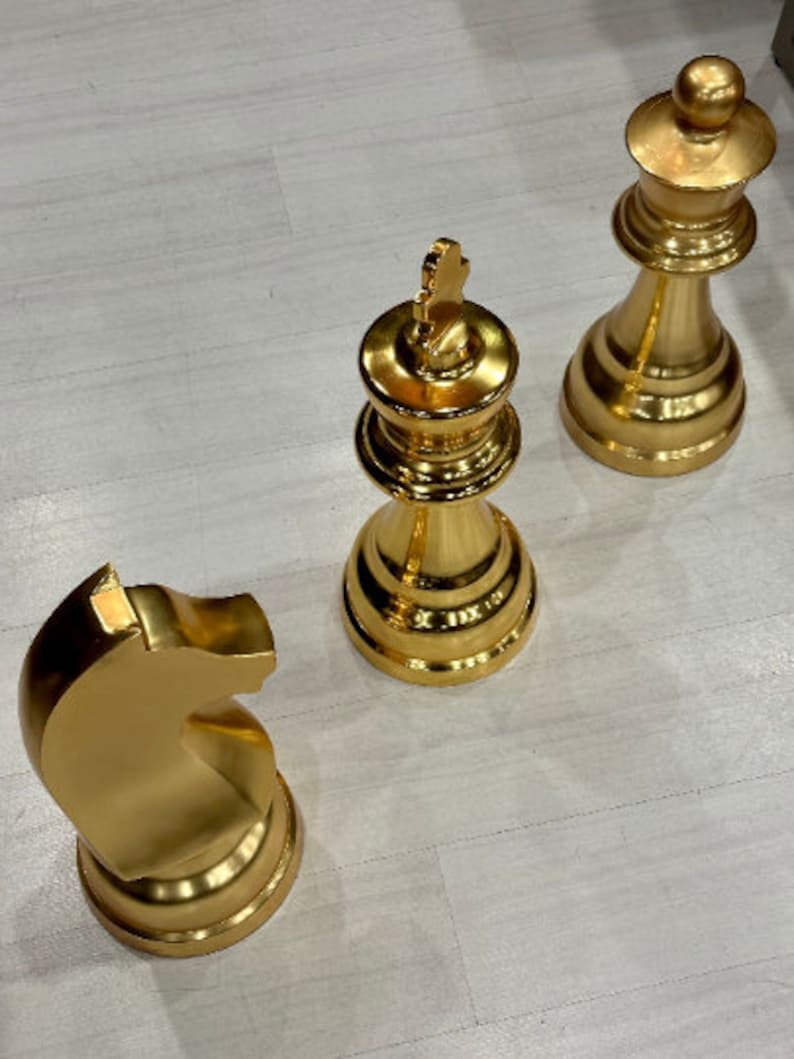Giant Chess Figurine - Large Chess Piece - Queen King Decoration ...
