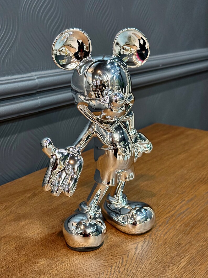 Chrome Silver Mickey Mouse Statue, Pop Art Mickey Mouse Sculpture, Kids ...