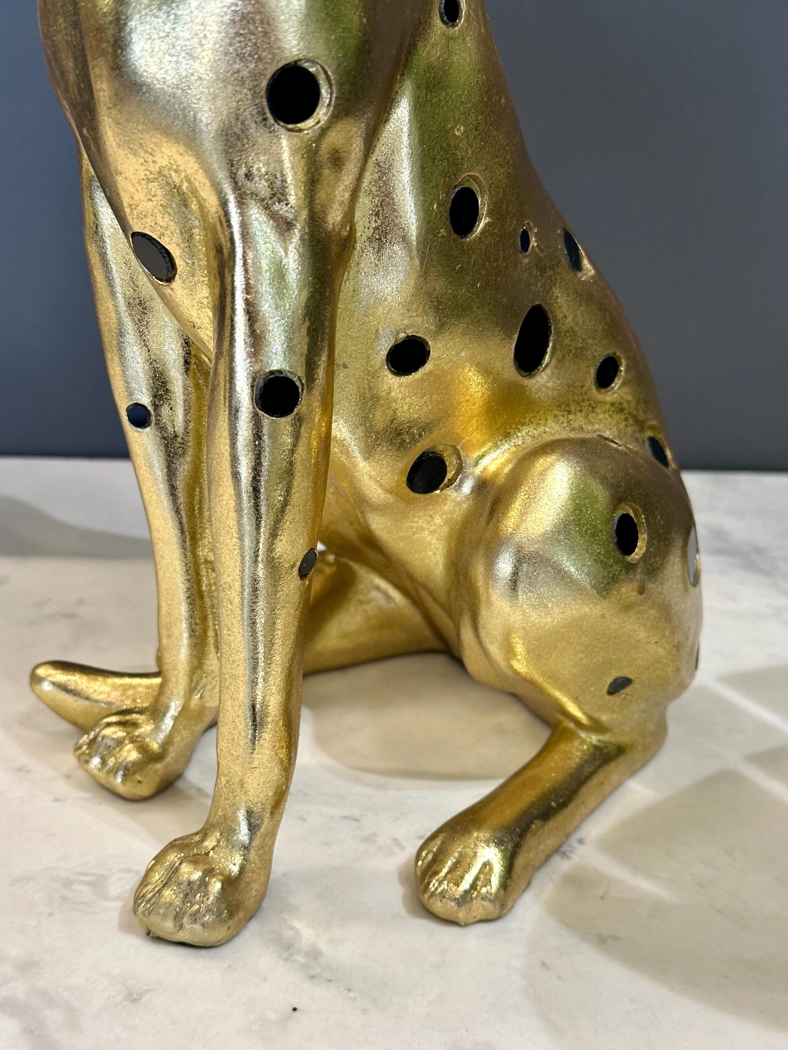Sitting Gold Leopard Statue - Handmade Wild Leopar Statue - Graffiti ...
