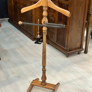 Minimalist Valet Stand Oaken, Oak Valet Stand, Modern Dumb Butler, Coat ...