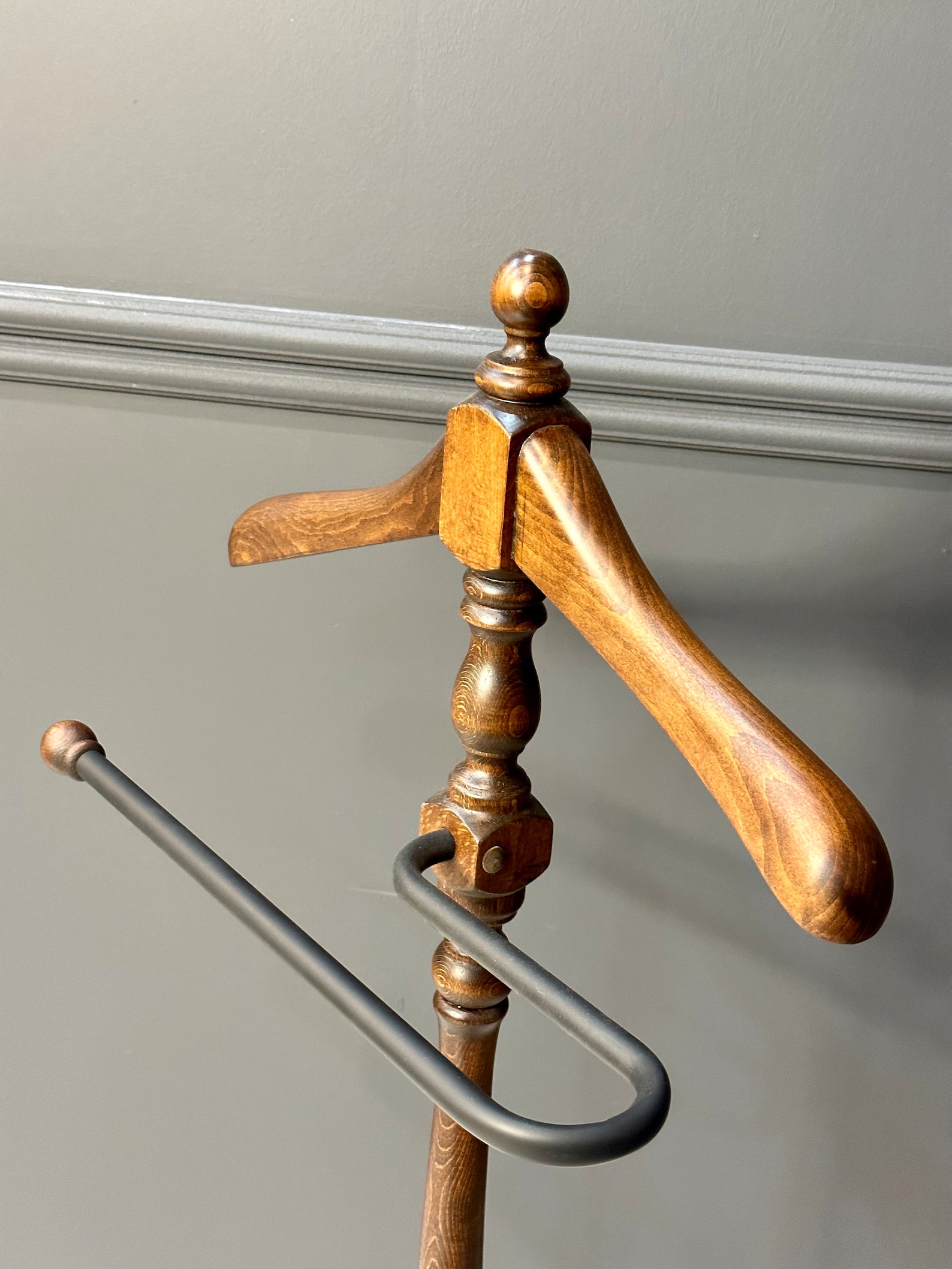 Minimalist Valet Stand Walnut, Walnut Valet Stand, Modern Dumb Butler ...