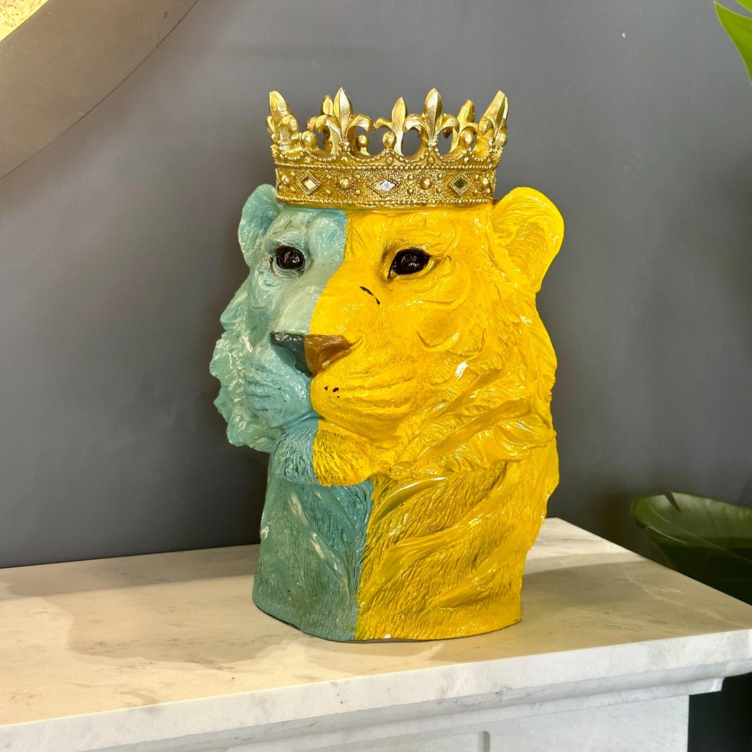Pop Art Blue and Yellow Lion Sculpture - Handmade King Lion Statue ...