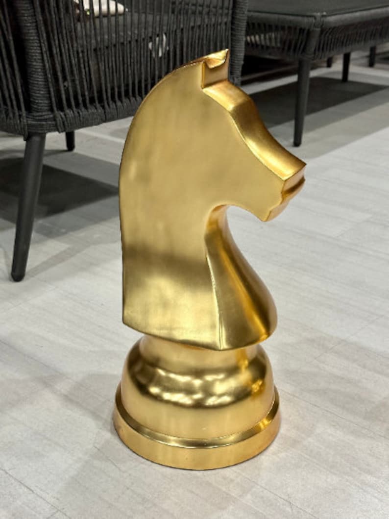 Giant Chess Figurine - Large Chess Piece - Queen King Decoration ...