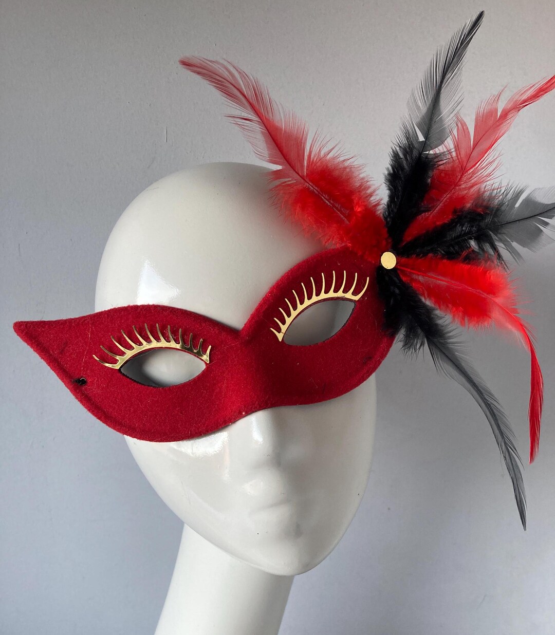 Red Feather Masquerade Mask: Handmade Italian Unisex Disguise - Etsy