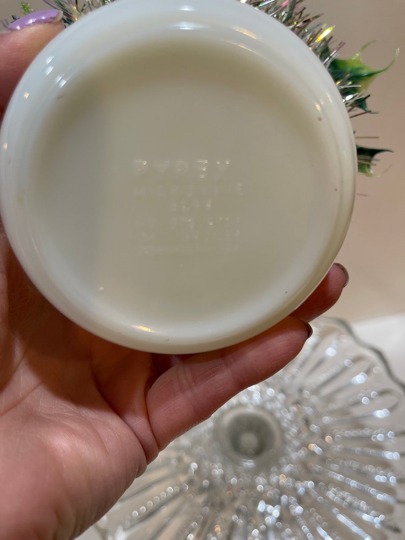Vintage Christmas Assemblage Pyrex Vintage Milk Glass Dish , Vintage ...