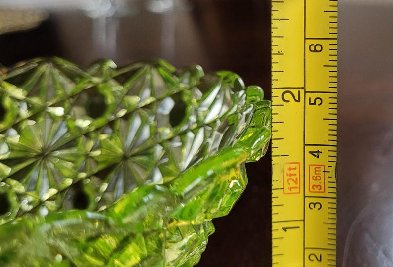 Vaseline Uranium Glass Daisy and Buttons, Small Round Bowl 4.51.75 ...