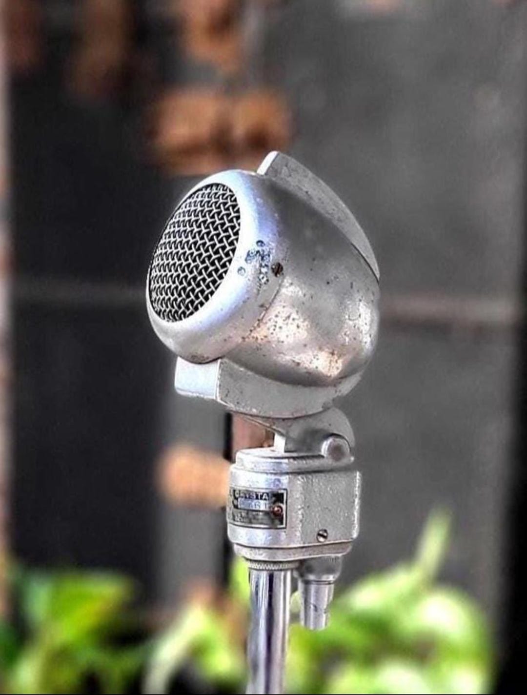 Vintage Turner Crystal 22X Microphone, 1940-50's Retro Satin Chrome ...