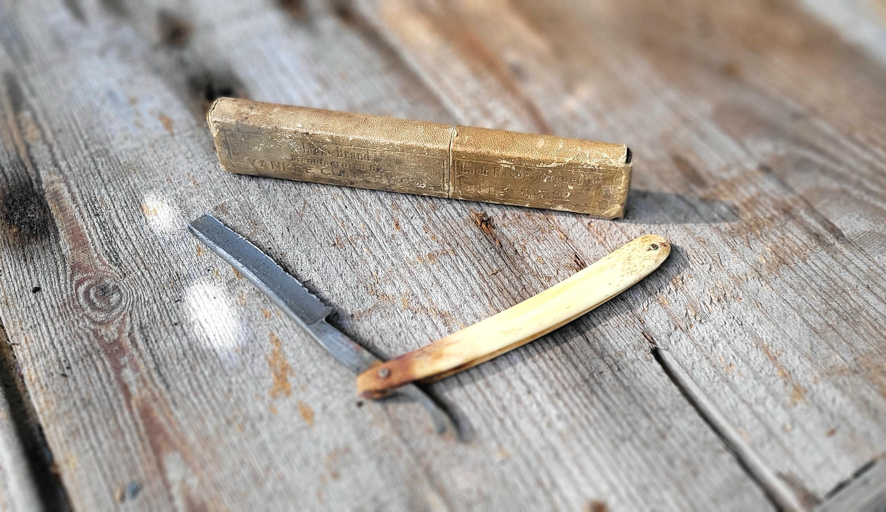 Vintage or Antique Yankee Cutlery Co. "lion Brand" #601 Straight Razor ...