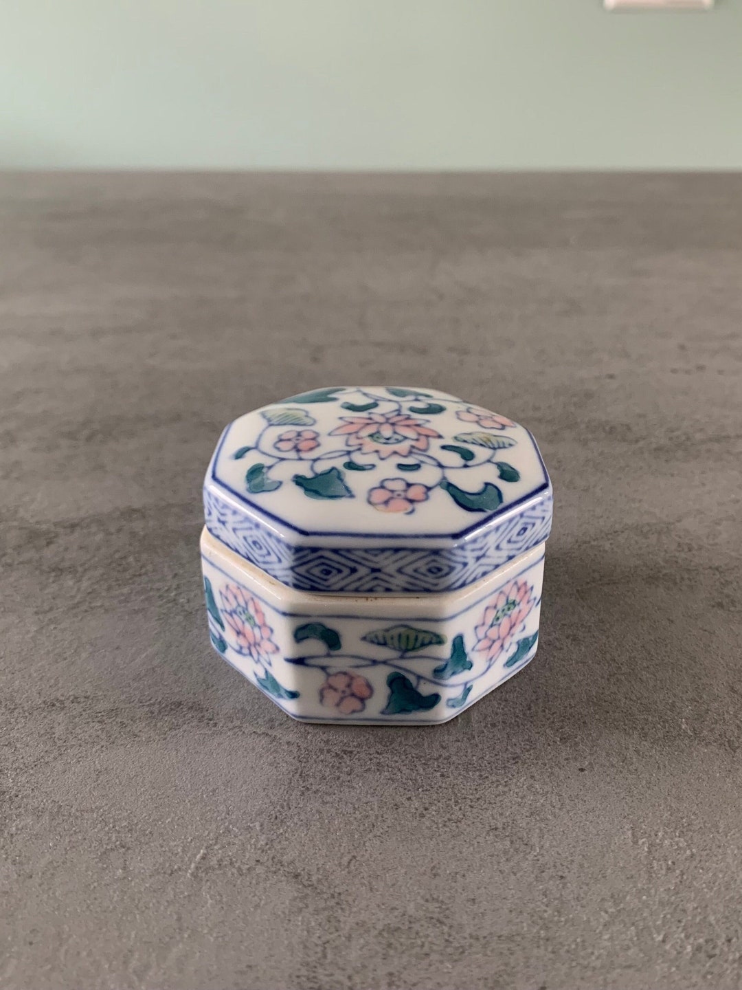 Chinese Porcelain Pill Box - Etsy