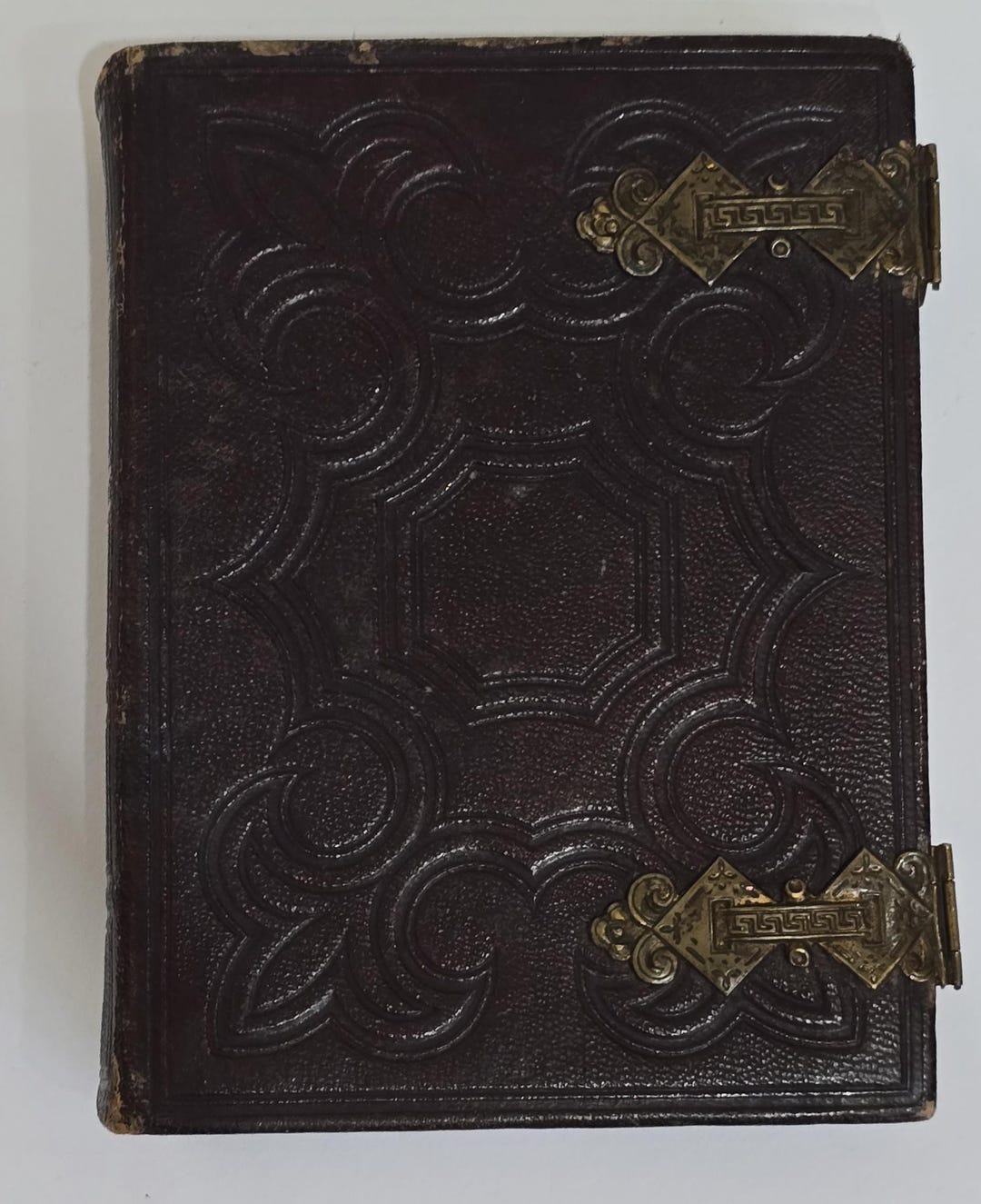 Very Rare Victorian Era Photobook With Hardcover and 2 Metal Clasps. UK ...