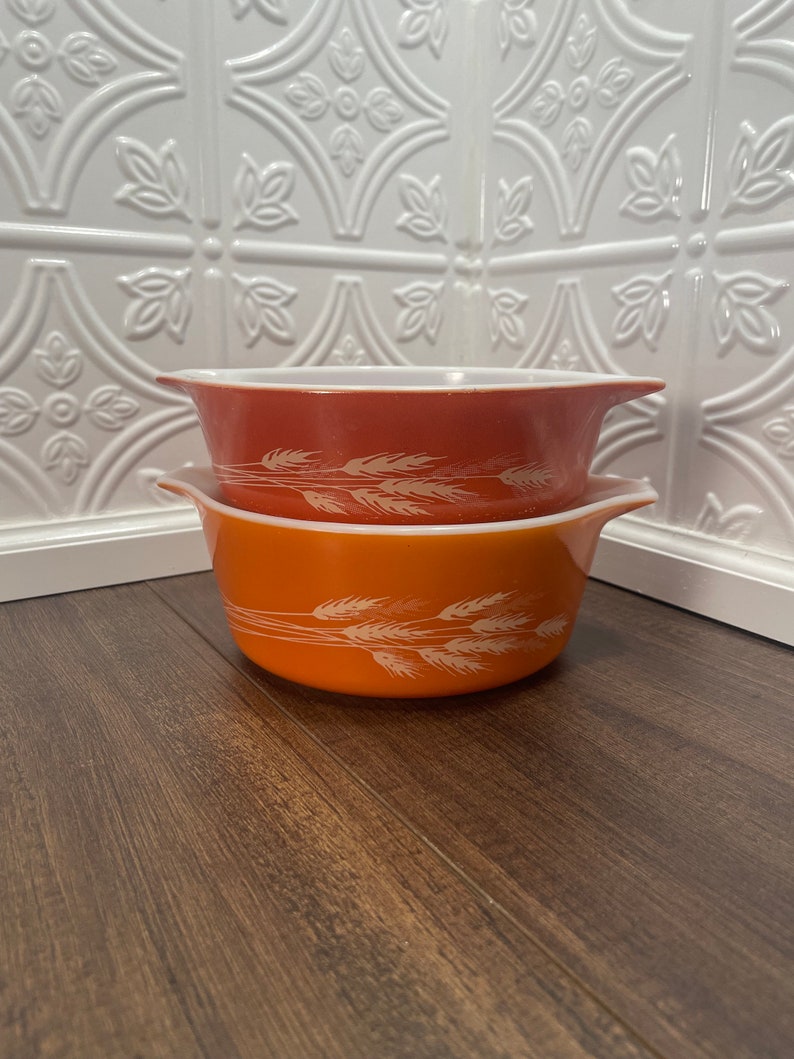 Vintage Pyrex Autumn Harvest Wheat Casserole Dishes | Set of 2 | Rust ...