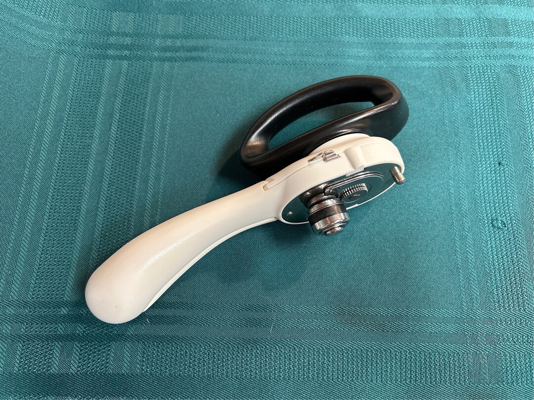 Tupperware Can Opener - Like New - Etsy