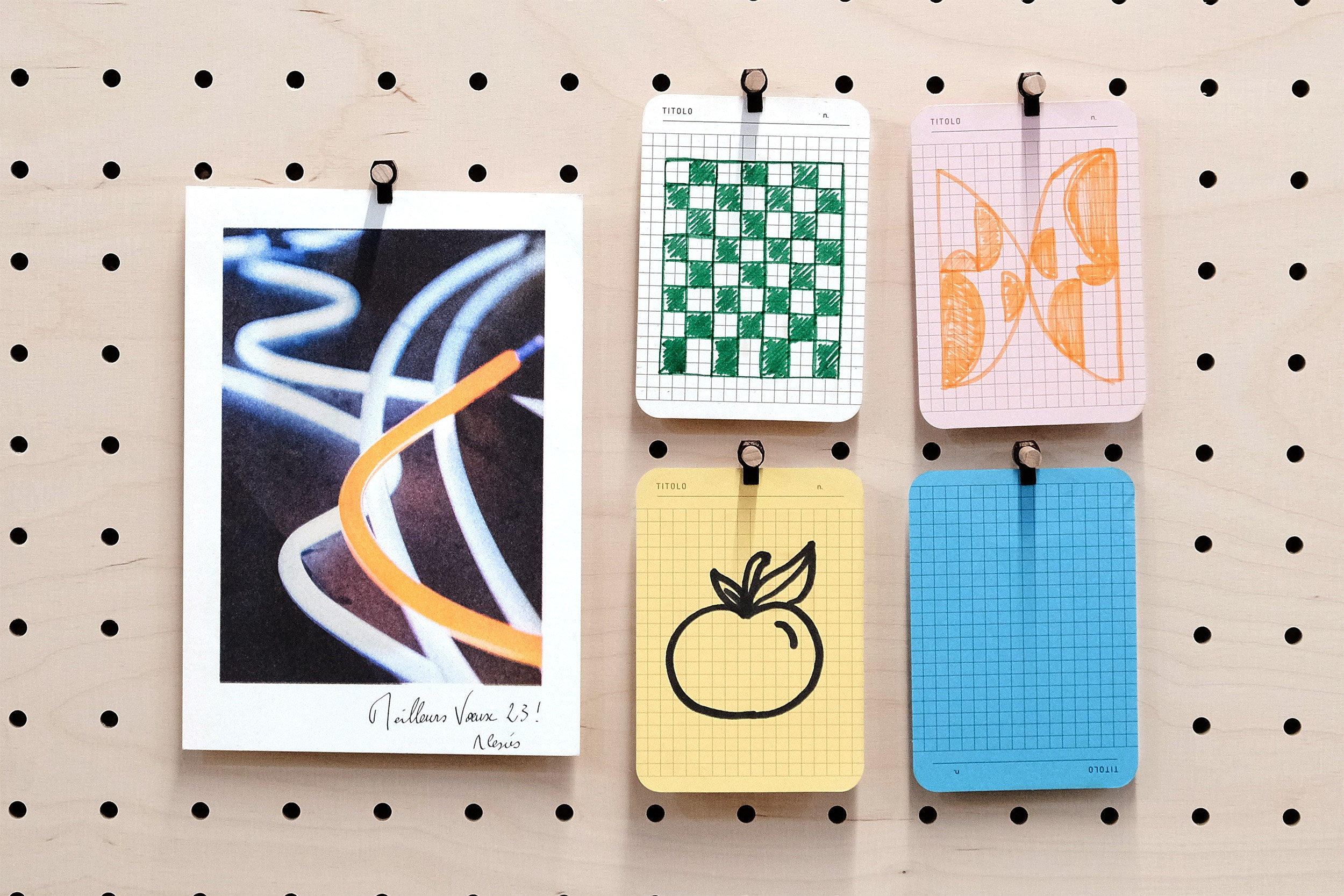 Pegboard Hanging Clips for Plugs - Set of 5 3D Printed Parts - Wooden ...