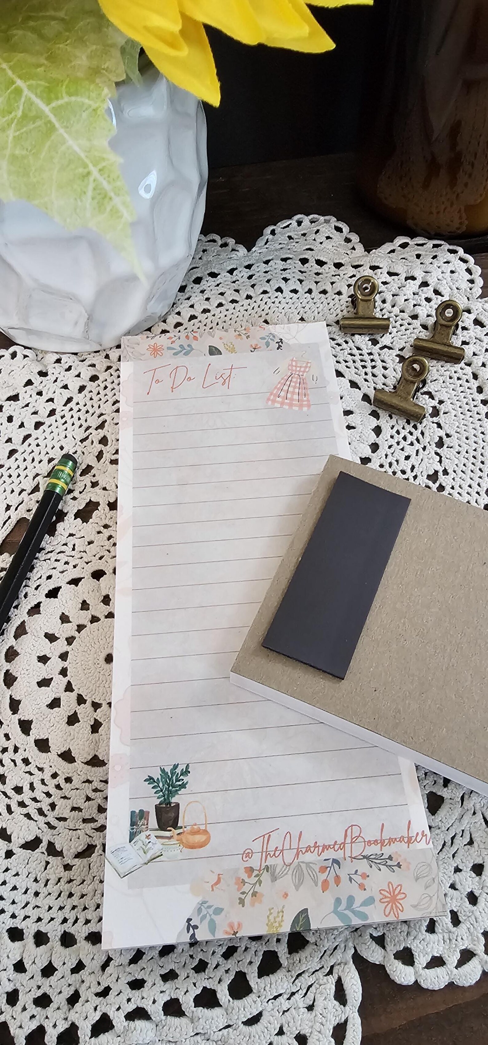 Cottagecore Collection Set Design 5, Includes 2 Postcards & 2 Magnetic ...