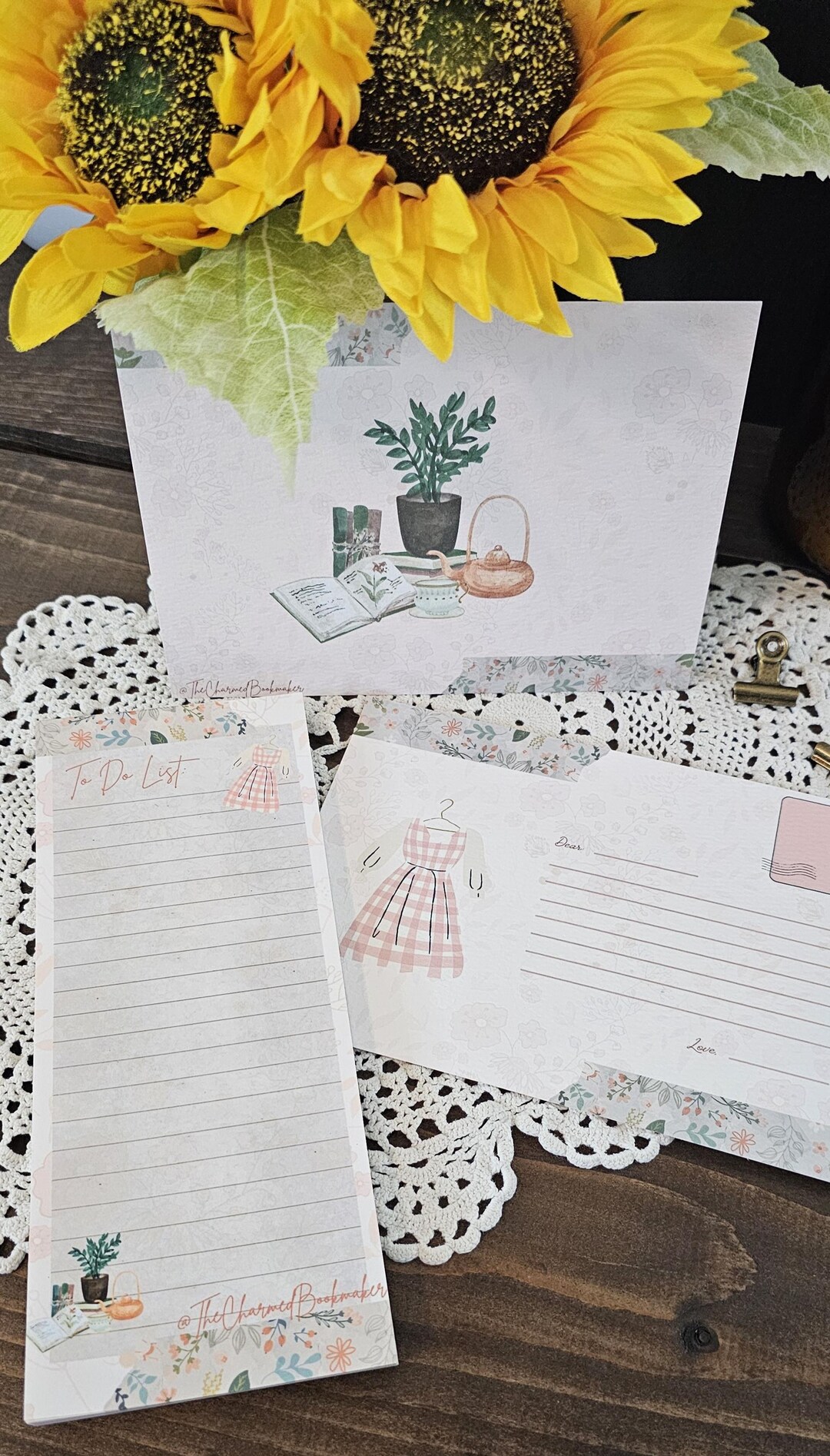 Cottagecore Collection Set Design 5, Includes 2 Postcards & 2 Magnetic ...