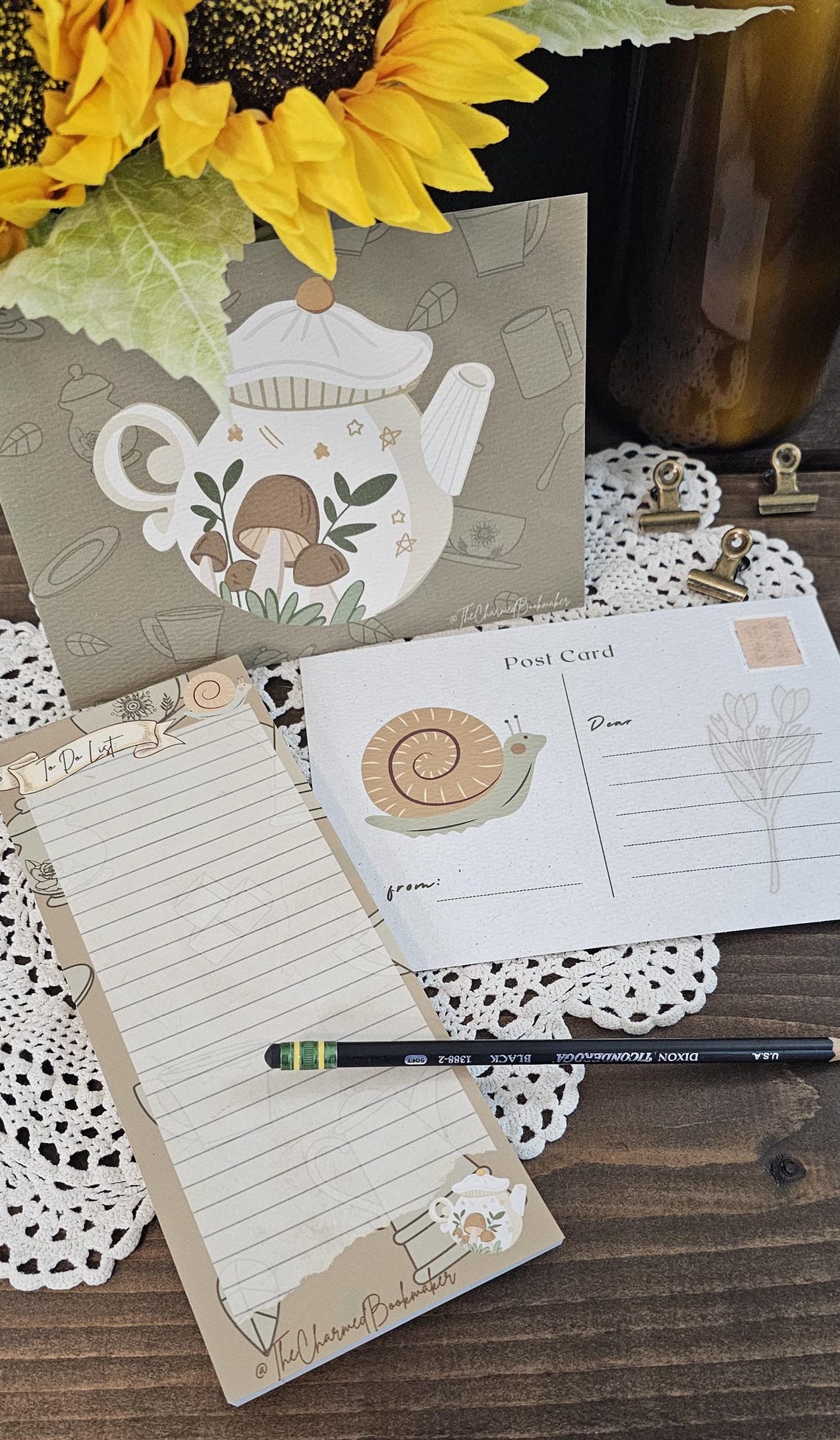 Cottagecore Collection Set Design 3, Includes 2 Postcards & 2 Magnetic ...