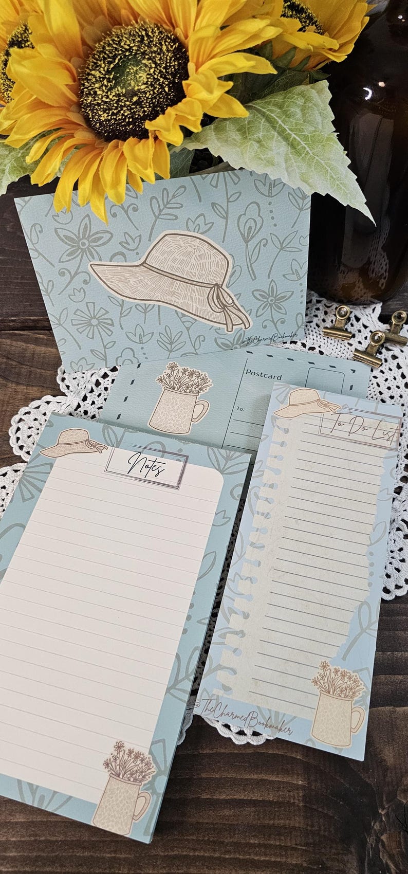 Cottagecore Collection Set Design 4, Includes 2 Postcards, 2 Magnetic ...