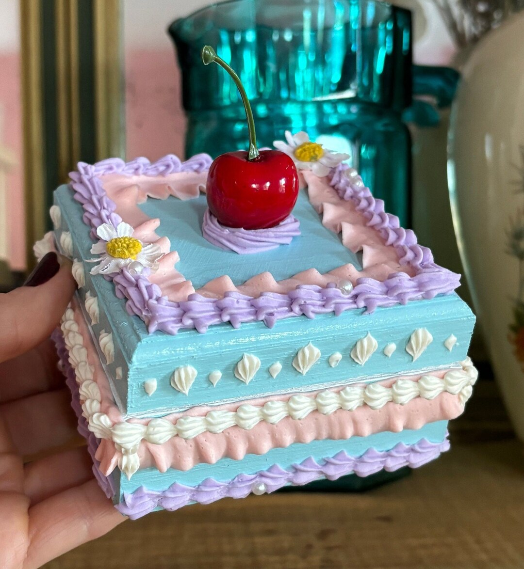 Vintage-style Fake Cake Trinket Box - Etsy