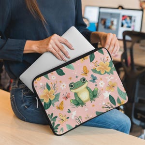 Pink and Green Frog Laptop Bag, Cute Floral Anime Laptop Tablet Case 12 ...