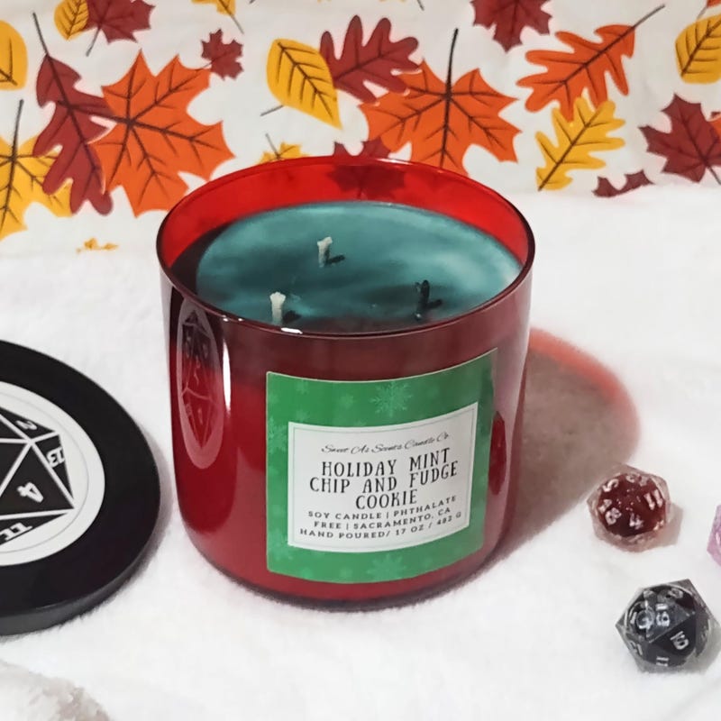 D20 Candle - Etsy