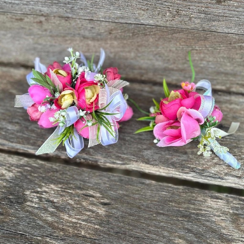 Pink Wrist Corsage - Etsy