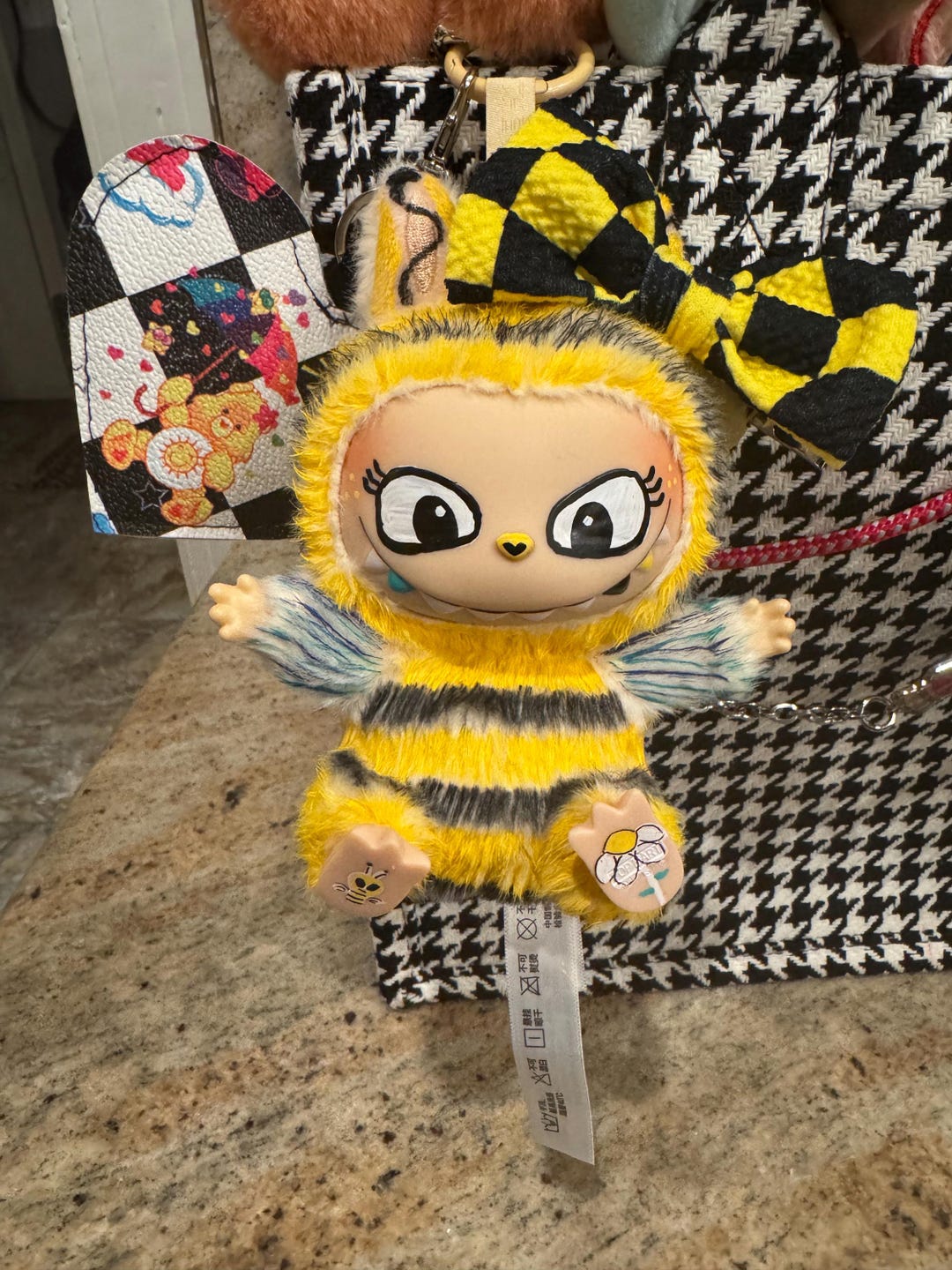 Custom Bumble Bee Labubu - Etsy