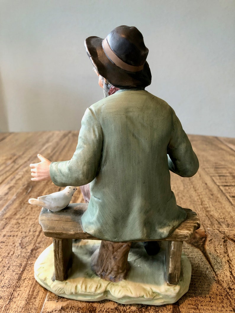 Lefton Vintage Hobo on Bench With Birds Figurine #5126 Vintage - Etsy