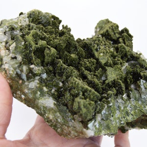 Large Fairy Forest Epidote From Turkey 1.485kg - Etsy