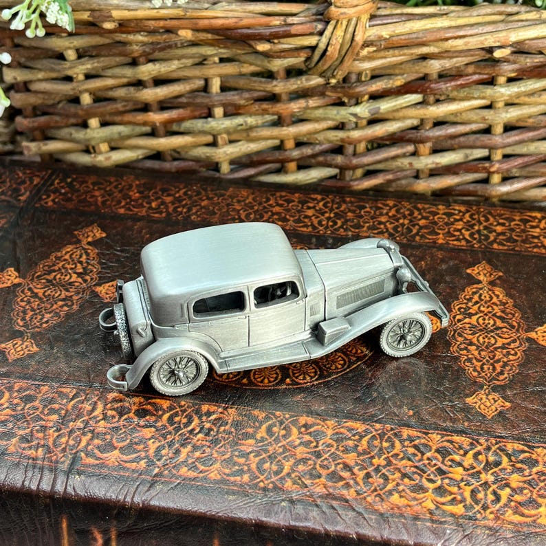 1932 Alfa Romeo Vintage Danbury Mint England Pewter Car - Classic World ...