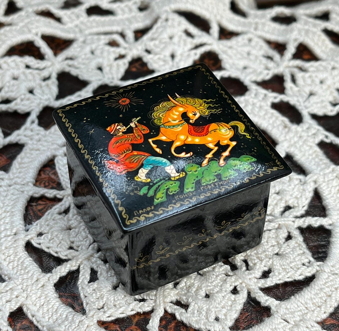 Vintage Russian Hand Painted Signed Trinket Box lacquered Box 1970's ...