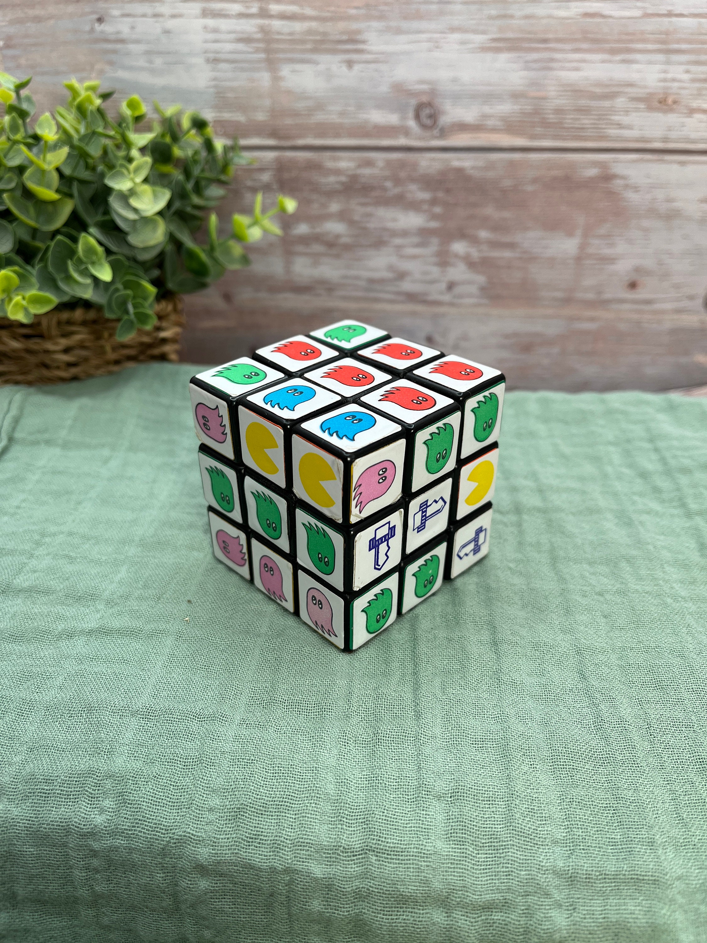 Vintage Pac-man Rubik's Cube 1980's Vintage Rubik's Cube Pack Man Rare ...
