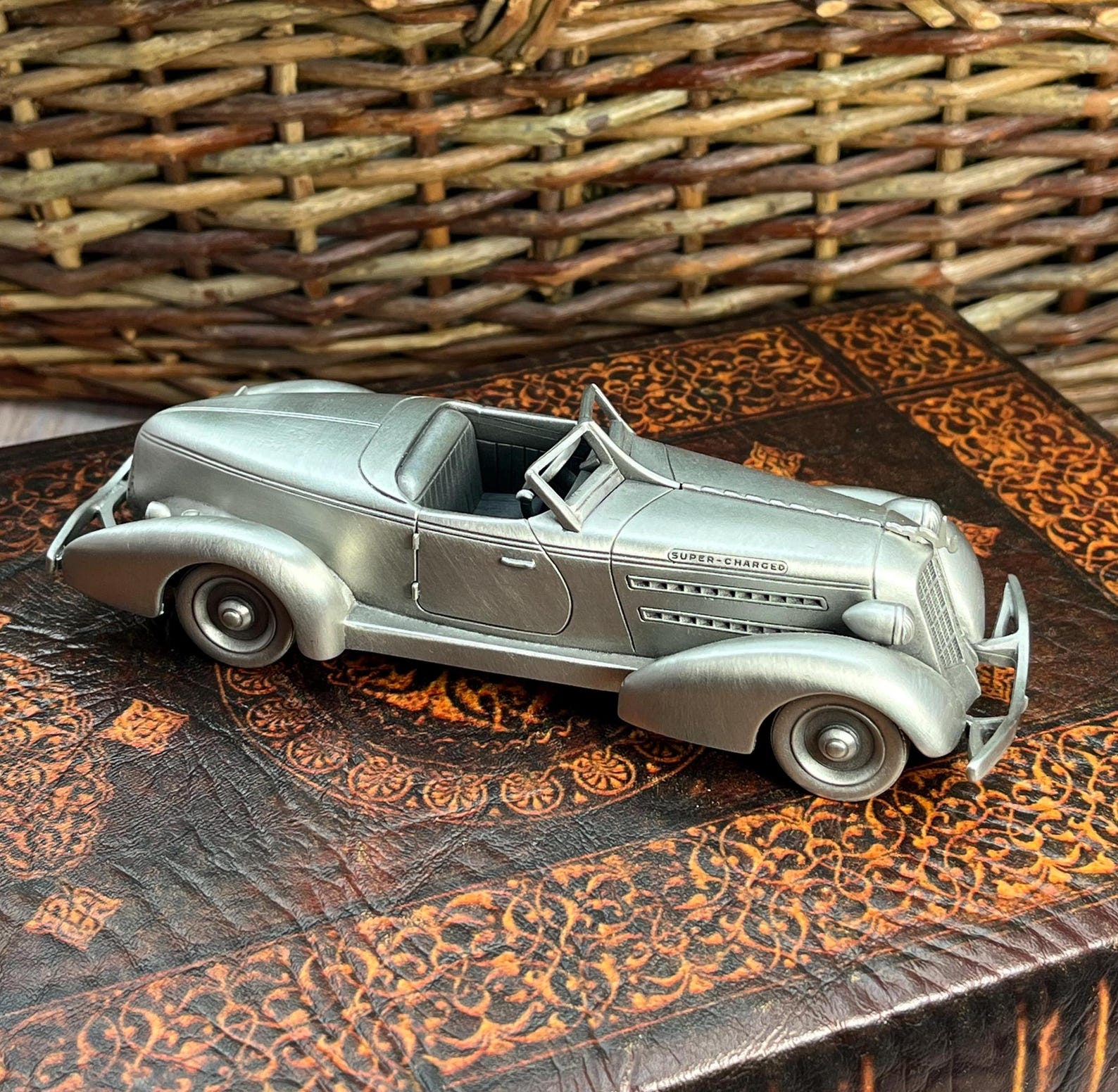 1935 Auburn 851 Speedster Vintage Danbury Mint England Pewter Car ...