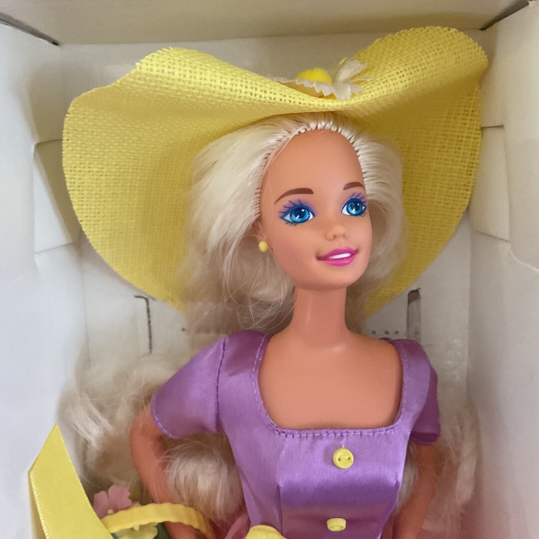 BARBIE “spring Blossom” AVON Exclusive Special Edition @1995 Mattel NEW ...
