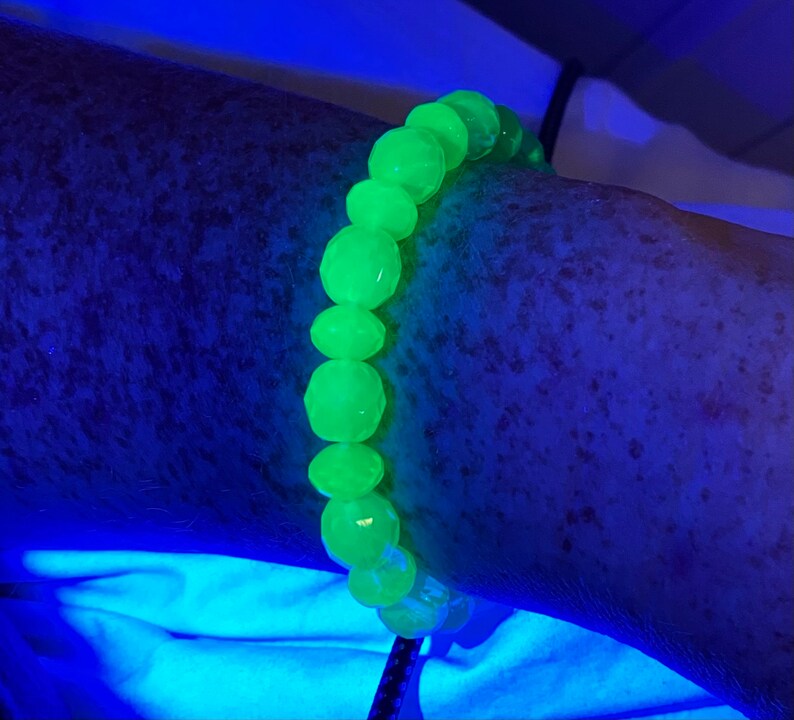 3 Uranium Glass & Peridot Glass Stretch Bracelets - Blue Green Large UV ...