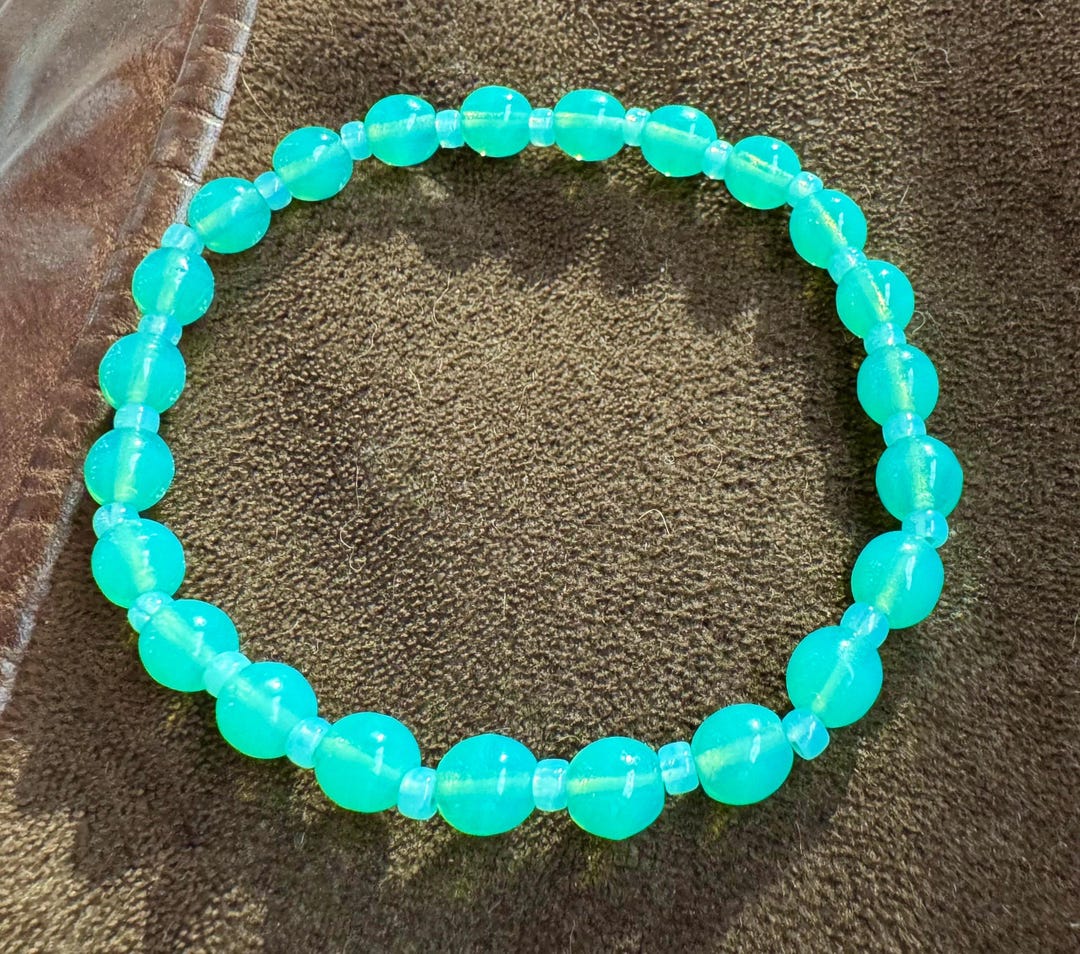 Uranium Glass Stretch Bracelet - 6mm Blue Green Opal UV Glow - Glows ...