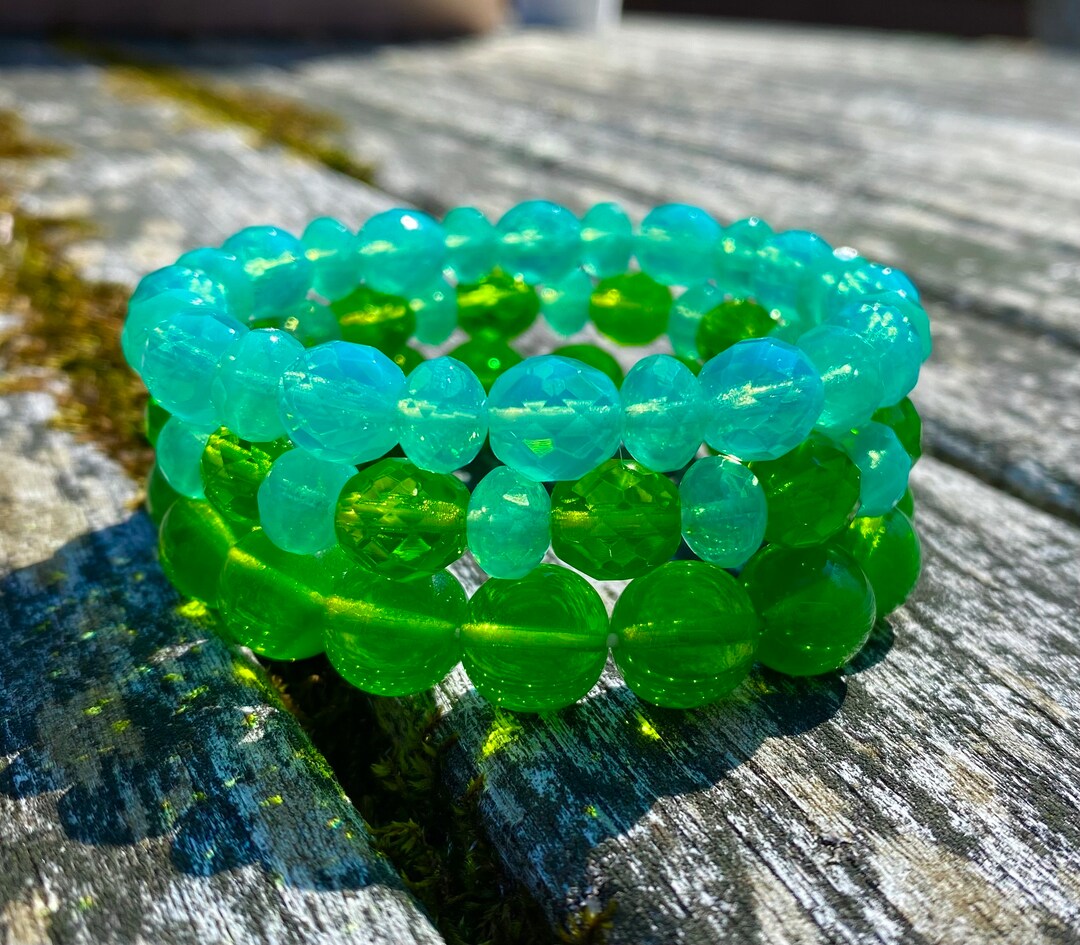 3 Uranium Glass & Peridot Glass Stretch Bracelets - Blue Green Large UV ...
