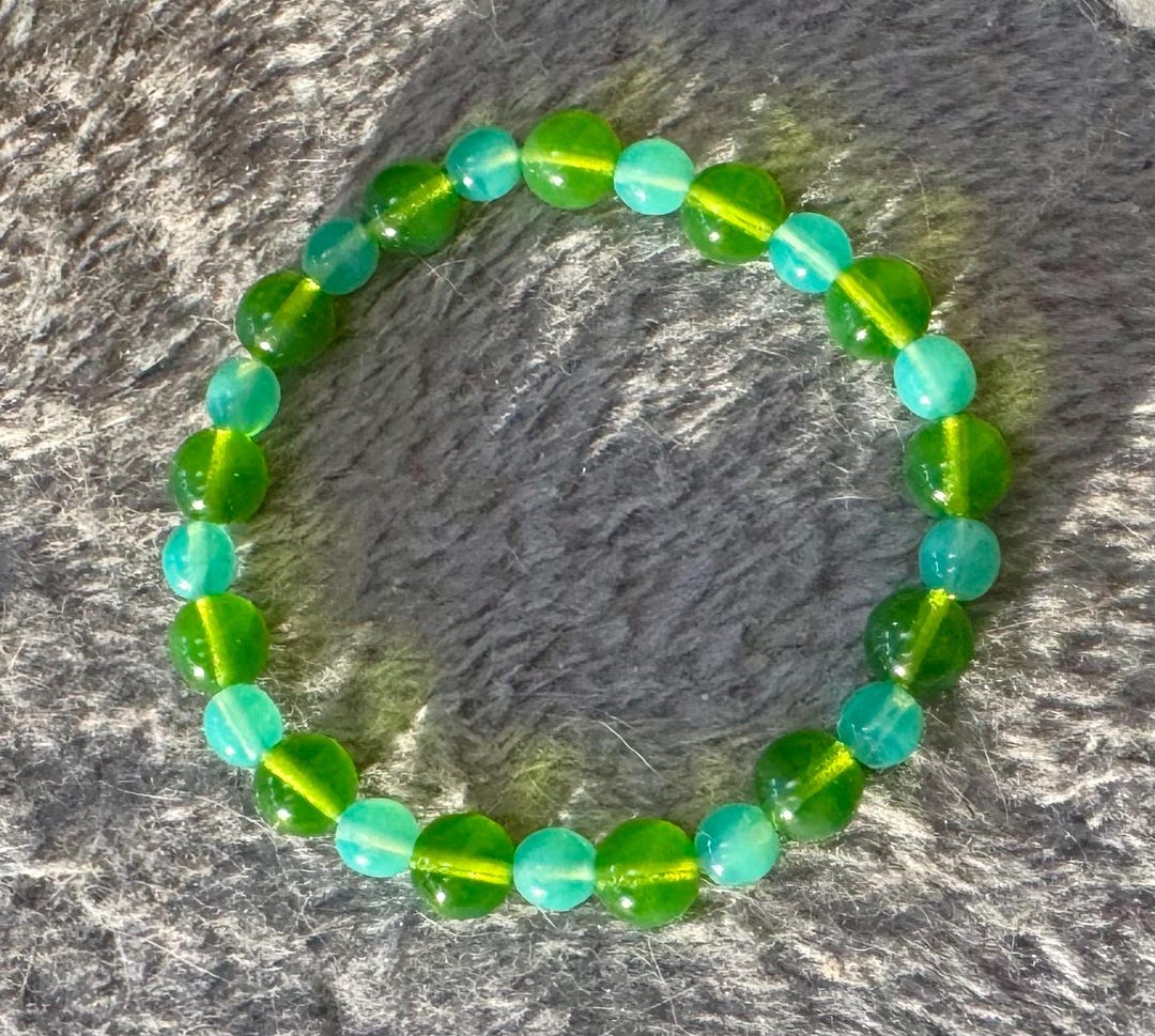 Uranium Glass & 8mm Peridot Glass Stretch Bracelet - Blue Green Large ...