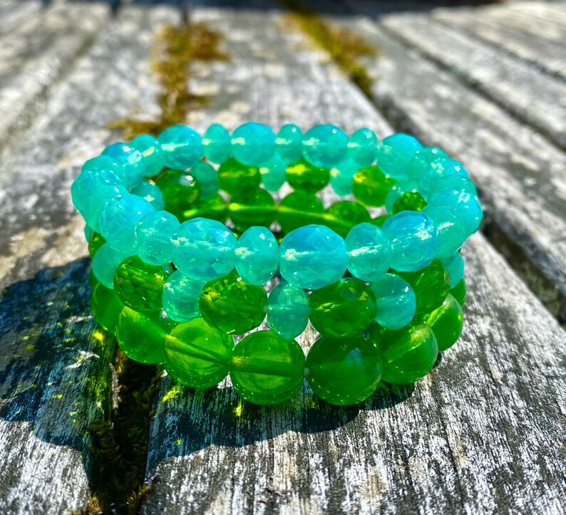 3 Uranium Glass & Peridot Glass Stretch Bracelets - Blue Green Large UV ...